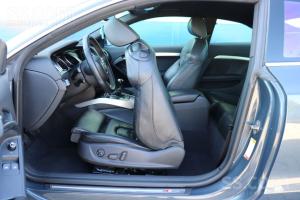 Blue Audi A5 2008 in Riga, with an engine capacity of 3.00 L and mileage of 268 thousand km for 6950 €, photo 16 on AUTOMOTO.COM.LV