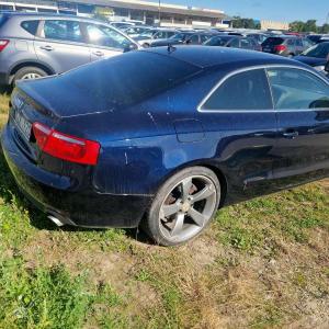 Blue Audi A5 2008 in Siauliai, with an engine capacity of 2.70 L and mileage of 351 thousand km for 4200 €, photo 3 on AUTOMOTO.COM.LV