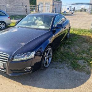 Blue Audi A5 2008 in Siauliai, with an engine capacity of 2.70 L and mileage of 351 thousand km for 4200 €, photo 4 on AUTOMOTO.COM.LV
