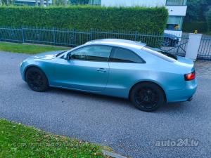 Zils Audi A5 2008 Tallina, ar dzinēja tilpumu 2.70 L un nobraukumu 219 tūkst. km par 3900 €, foto 9 vietnē AUTOMOTO.COM.LV