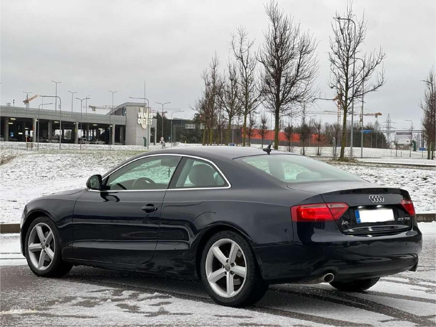 Blue Audi A5 2009 in Vilnius, with an engine capacity of 2.70 L and mileage of 200 thousand km for 4250 €, photo 4 on AUTOMOTO.COM.LV
