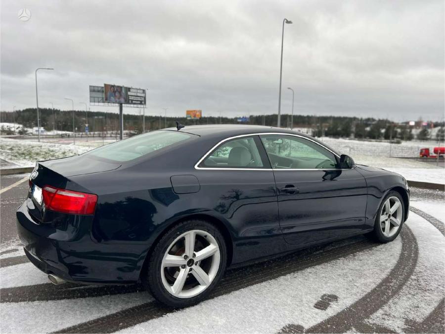 Blue Audi A5 2009 in Vilnius, with an engine capacity of 2.70 L and mileage of 200 thousand km for 4250 €, photo 8 on AUTOMOTO.COM.LV
