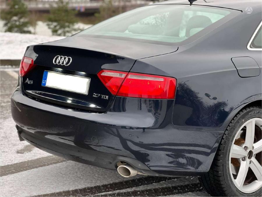Blue Audi A5 2009 in Vilnius, with an engine capacity of 2.70 L and mileage of 200 thousand km for 4250 €, photo 9 on AUTOMOTO.COM.LV