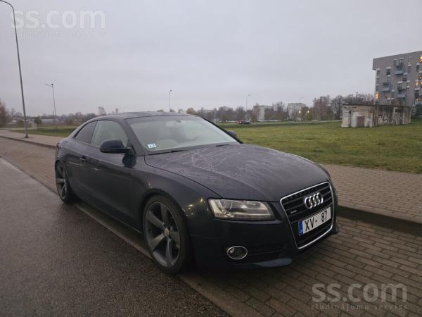 Zils Audi A5 2009 Rīga, ar dzinēja tilpumu 3.20 L un nobraukumu 316 tūkst. km par 6500 €, foto 3 vietnē AUTOMOTO.COM.LV