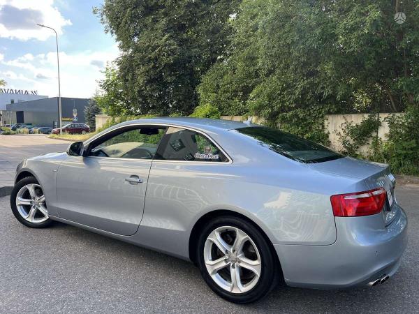 Zils Audi A5 2009 Viļņa, ar dzinēja tilpumu 1.80 L un nobraukumu 299 tūkst. km par 2950 €, foto 5 vietnē AUTOMOTO.COM.LV