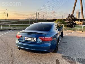 Blue Audi A5 2009 in Riga, with an engine capacity of 2.00 L and mileage of 211 thousand km for 8250 €, photo 4 on AUTOMOTO.COM.LV