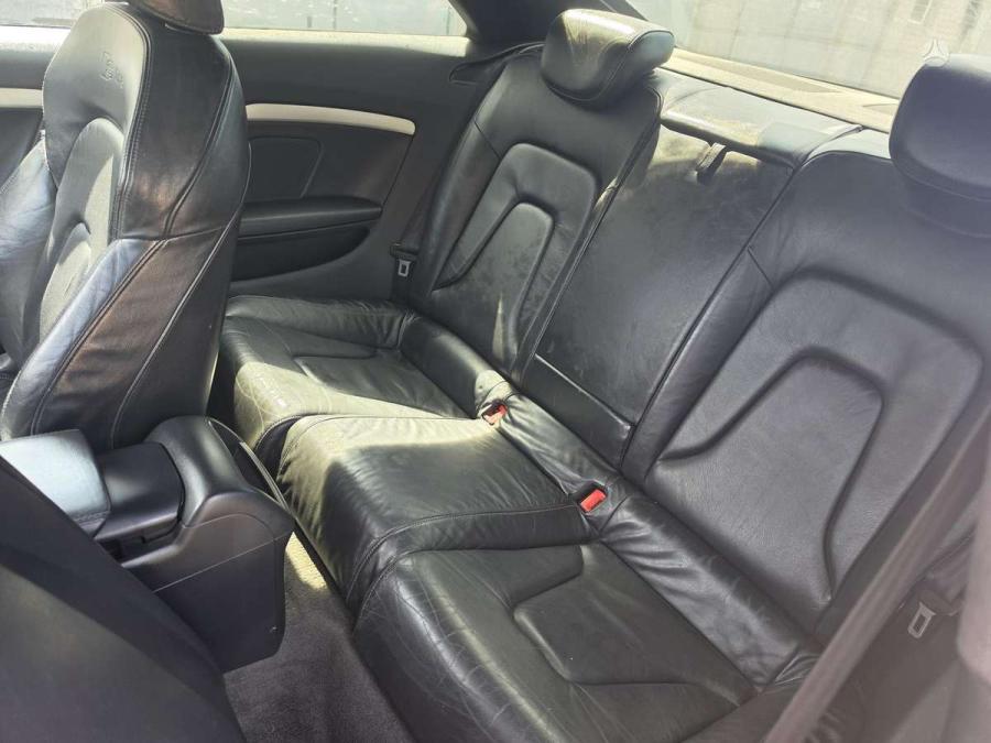 Blue Audi A5 2009 in Silute, with an engine capacity of 2.70 L and mileage of 350 thousand km for 2000 €, photo 10 on AUTOMOTO.COM.LV