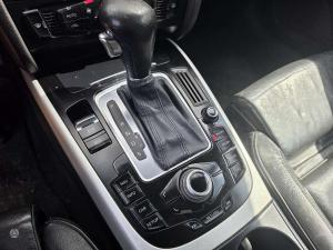 Blue Audi A5 2009 in Silute, with an engine capacity of 2.70 L and mileage of 350 thousand km for 2000 €, photo 14 on AUTOMOTO.COM.LV