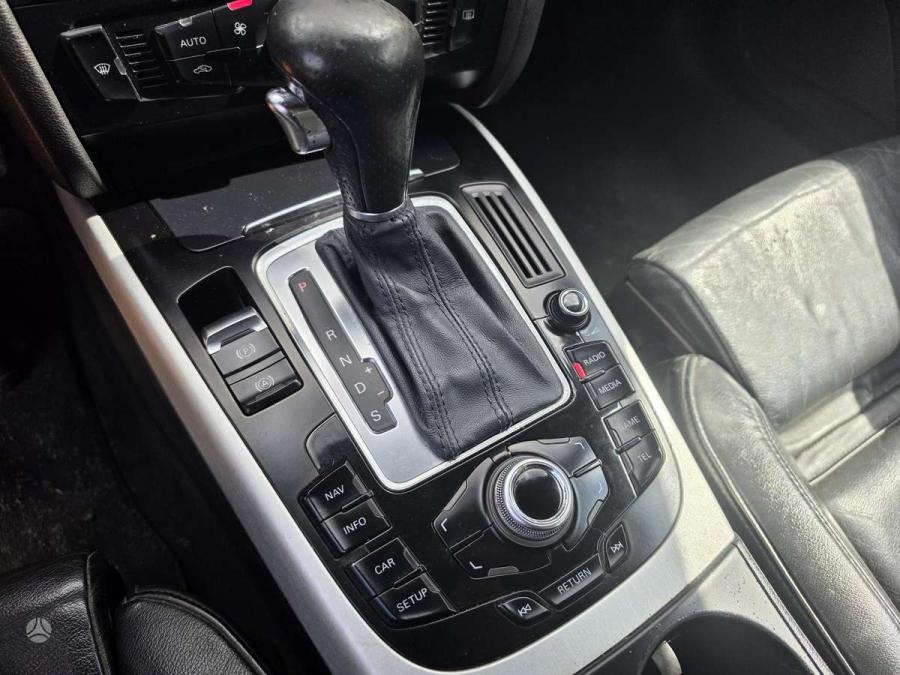 Blue Audi A5 2009 in Silute, with an engine capacity of 2.70 L and mileage of 350 thousand km for 2000 €, photo 14 on AUTOMOTO.COM.LV