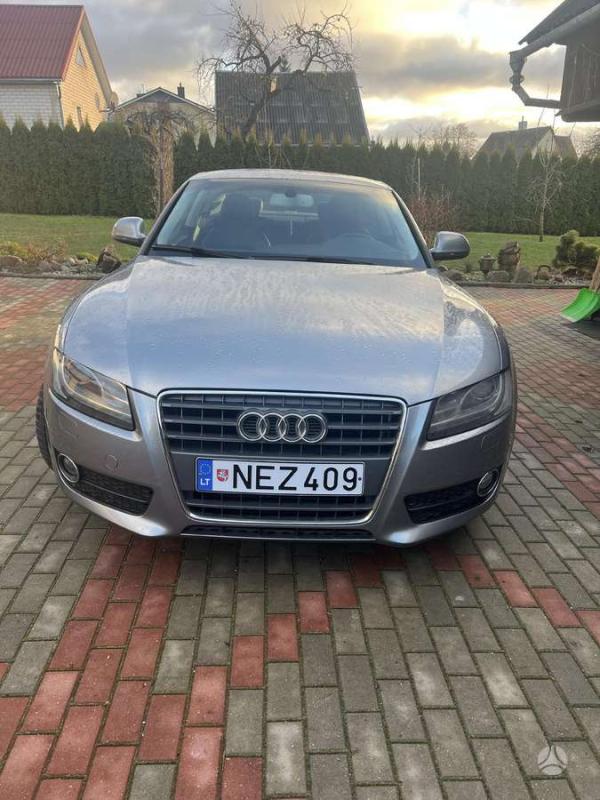 Zils Audi A5 2010 Raseiniai, ar dzinēja tilpumu 1.97 L un nobraukumu 222 tūkst. km par 6850 €, foto 3 vietnē AUTOMOTO.COM.LV