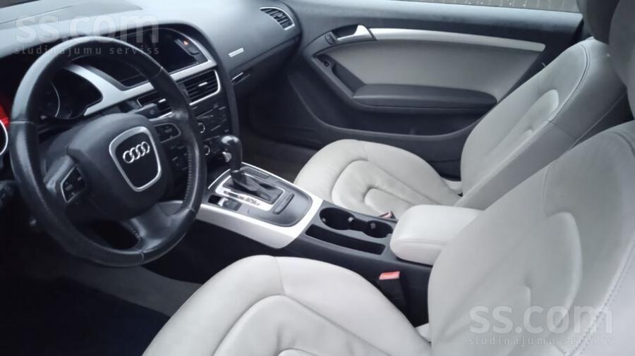Zils Audi A5 2010 Rīga, ar dzinēja tilpumu 2.00 L un nobraukumu 205 tūkst. km par 8690 €, foto 6 vietnē AUTOMOTO.COM.LV