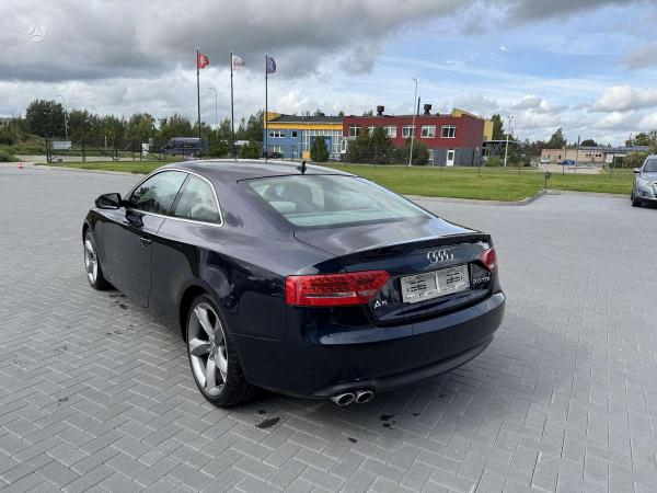Blue Audi A5 2010 in Telschi, with an engine capacity of 1.97 L and mileage of 241 thousand km for 5700 €, photo 5 on AUTOMOTO.COM.LV