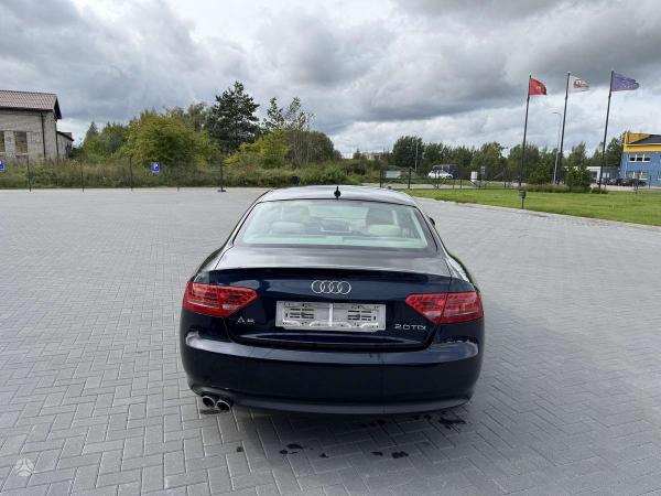 Blue Audi A5 2010 in Telschi, with an engine capacity of 1.97 L and mileage of 241 thousand km for 5700 €, photo 6 on AUTOMOTO.COM.LV