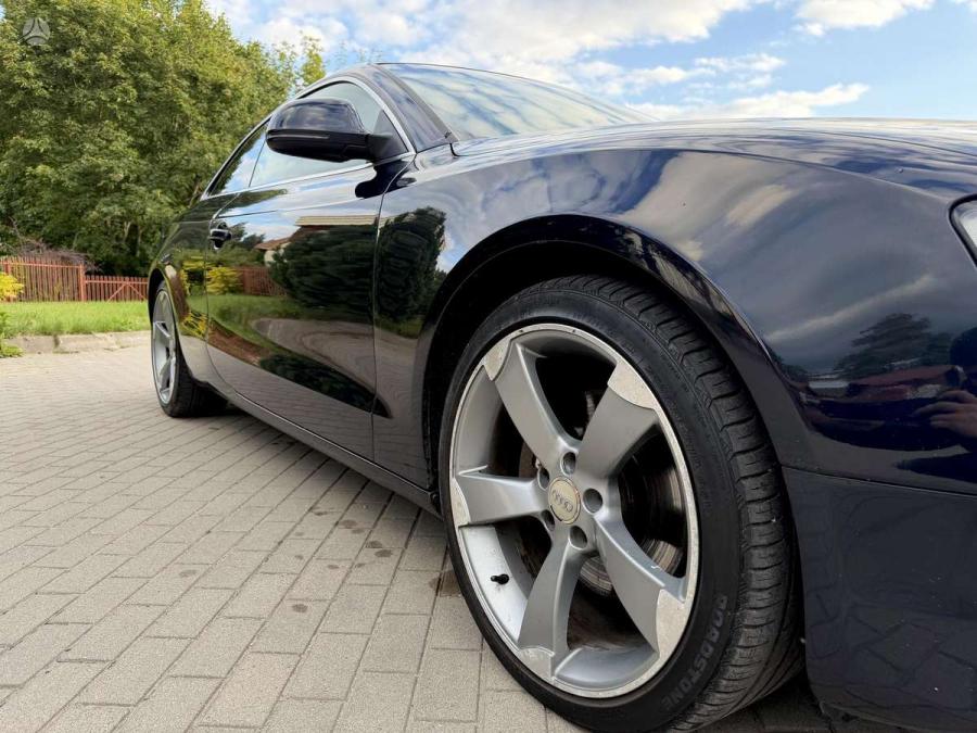 Zils Audi A5 2010 Viļņa, ar dzinēja tilpumu 0.00 L un nobraukumu 293 tūkst. km par 4900 €, foto 12 vietnē AUTOMOTO.COM.LV