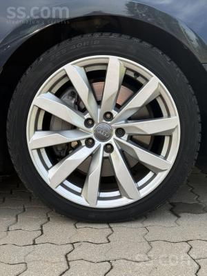Blue Audi A5 2018 in Riga, with an engine capacity of 2.00 L and mileage of 143 thousand km for 19500 €, photo 7 on AUTOMOTO.COM.LV