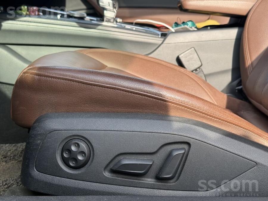 Blue Audi A5 2018 in Riga, with an engine capacity of 2.00 L and mileage of 143 thousand km for 19500 €, photo 15 on AUTOMOTO.COM.LV