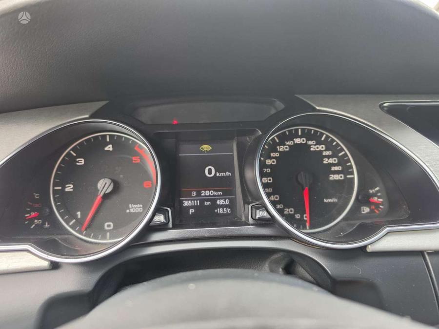 Blue Audi A5 2009 in Silute, with an engine capacity of 2.70 L and mileage of 350 thousand km for 2200 €, photo 7 on AUTOMOTO.COM.LV