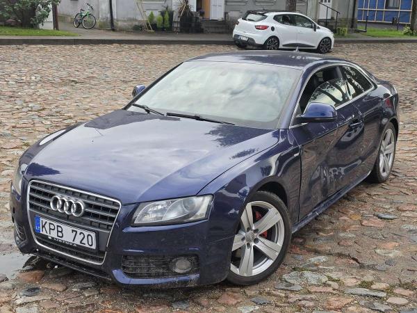 Blue Audi A5 2009 in Silute, with an engine capacity of 2.70 L and mileage of 350 thousand km for 2200 €, photo 8 on AUTOMOTO.COM.LV