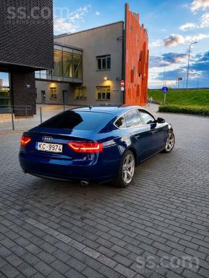Zils Audi A5 2011 Daugavpils, ar dzinēja tilpumu 3.00 L un nobraukumu 319 tūkst. km par 11000 €, foto 5 vietnē AUTOMOTO.COM.LV