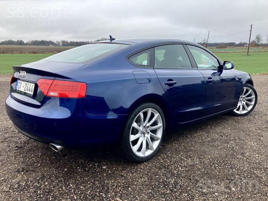 Zils Audi A5 2013 Talsi, ar dzinēja tilpumu 3.00 L un nobraukumu 241 tūkst. km par 9990 €, foto 5 vietnē AUTOMOTO.COM.LV