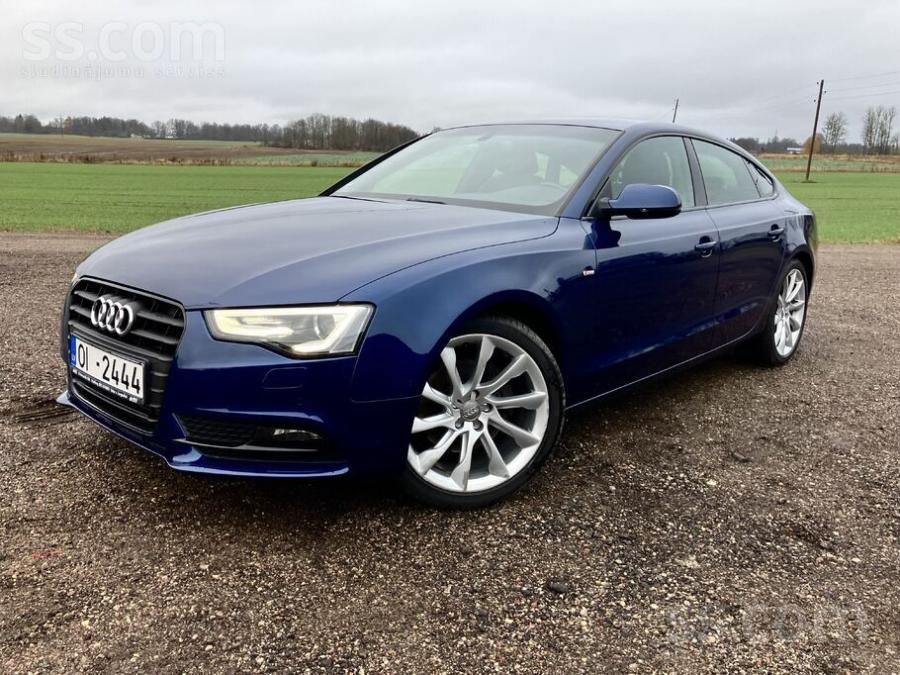 Zils Audi A5 2013 Talsi, ar dzinēja tilpumu 3.00 L un nobraukumu 241 tūkst. km par 9990 €, foto 9 vietnē AUTOMOTO.COM.LV