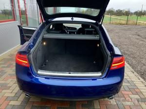Zils Audi A5 2013 Talsi, ar dzinēja tilpumu 3.00 L un nobraukumu 241 tūkst. km par 9990 €, foto 13 vietnē AUTOMOTO.COM.LV