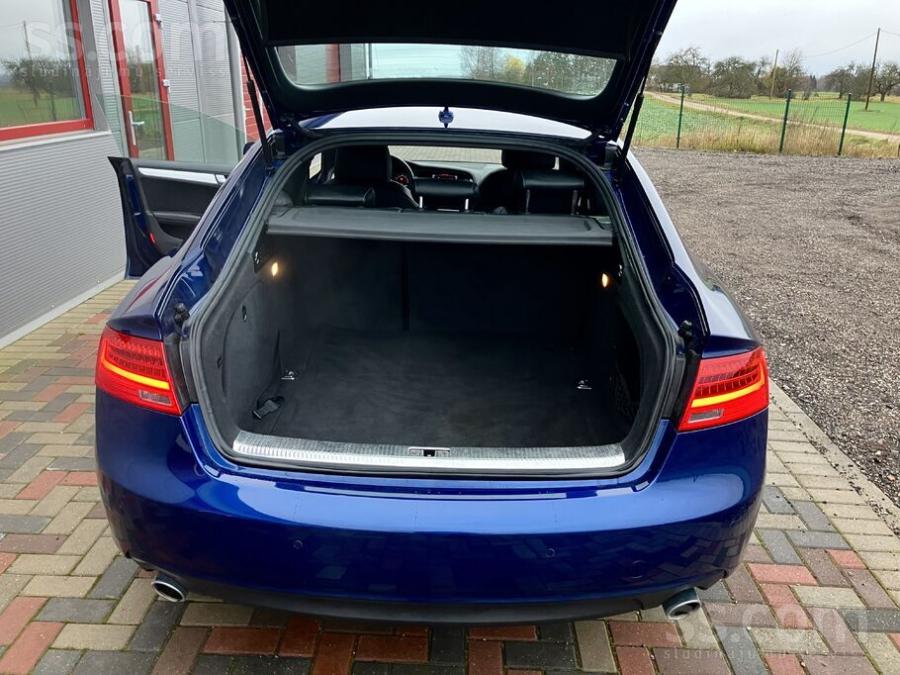 Zils Audi A5 2013 Talsi, ar dzinēja tilpumu 3.00 L un nobraukumu 241 tūkst. km par 9990 €, foto 13 vietnē AUTOMOTO.COM.LV