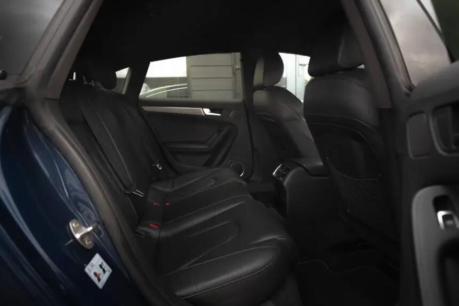 Blue Audi A5 2013 in Jelgava, with an engine capacity of 3.00 L and mileage of 240 thousand km for 15350 €, photo 13 on AUTOMOTO.COM.LV