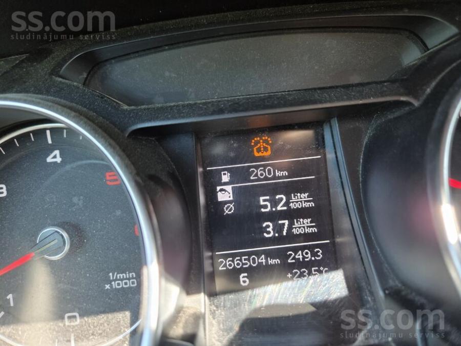 Zils Audi A5 2013 Rīga, ar dzinēja tilpumu 2.00 L un nobraukumu 266 tūkst. km par 10200 €, foto 1 vietnē AUTOMOTO.COM.LV