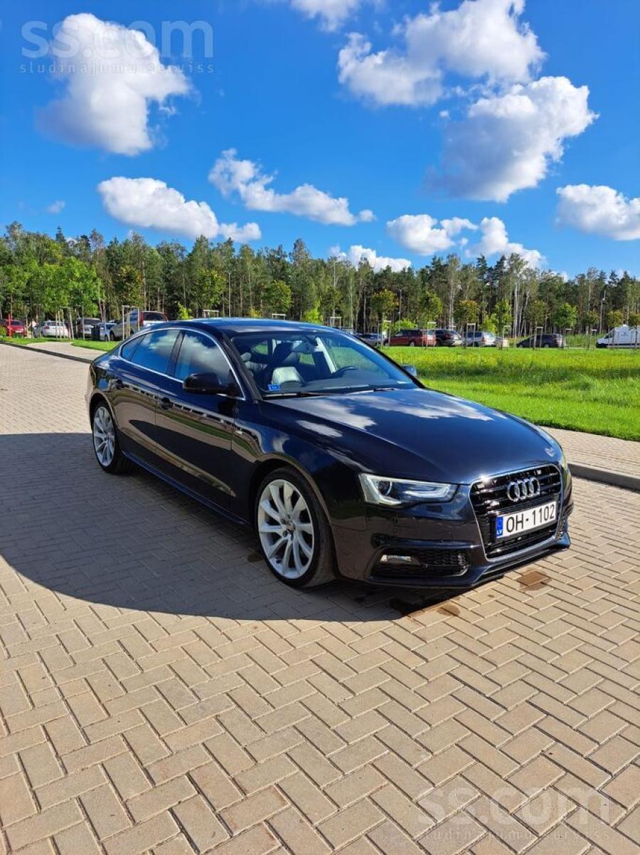 Blue Audi A5 2015 in Riga, with an engine capacity of 3.00 L and mileage of 206 thousand km for 11900 €, photo 1 on AUTOMOTO.COM.LV