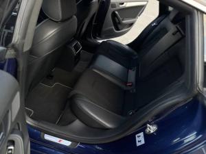 Blue Audi A5 2015 in Jurmala, with an engine capacity of 2.00 L and mileage of 241 thousand km for 5000 €, photo 13 on AUTOMOTO.COM.LV