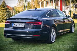 Blue Audi A5 2018 in Riga, with an engine capacity of 2.00 L and mileage of 205 thousand km for 22500 €, photo 3 on AUTOMOTO.COM.LV