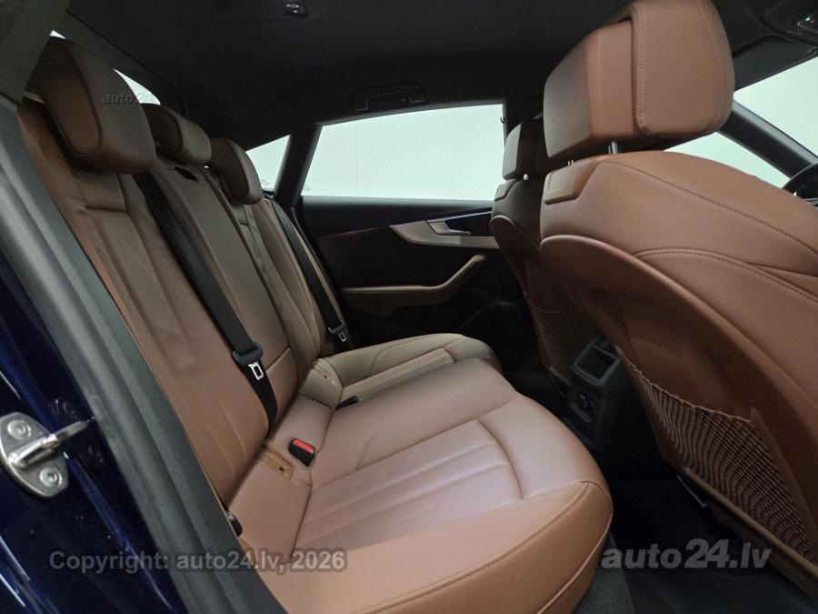 Blue Audi A5 2021 in Tallinn, with an engine capacity of 2.00 L and mileage of 79 thousand km for 28900 €, photo 20 on AUTOMOTO.COM.LV
