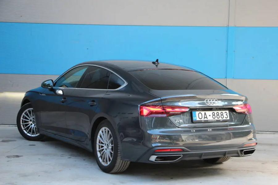 Blue Audi A5 2024 in Marupe, with an engine capacity of 2.00 L and mileage of 28 thousand km for 37650 €, photo 8 on AUTOMOTO.COM.LV