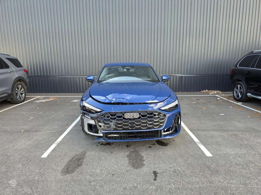 Blue Audi A5 2025 in Kaunas, with an engine capacity of 1.97 L and mileage of 12 thousand km for 24900 €, photo 8 on AUTOMOTO.COM.LV