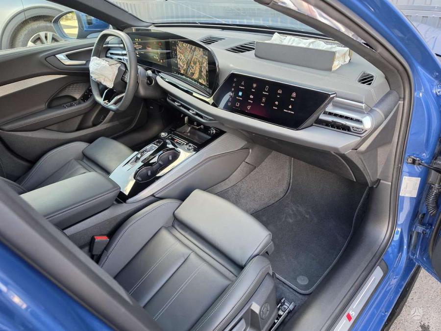 Blue Audi A5 2025 in Kaunas, with an engine capacity of 1.97 L and mileage of 12 thousand km for 24900 €, photo 35 on AUTOMOTO.COM.LV