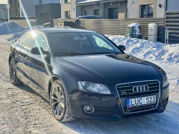 Zils Audi A5 2010 Viļņa, ar dzinēja tilpumu 1.98 L un nobraukumu 230 tūkst. km par 5500 €, foto 7 vietnē AUTOMOTO.COM.LV