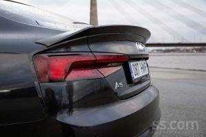 Blue Audi A5 2018 in Riga, with an engine capacity of 3.00 L and mileage of 147 thousand km for 25999 €, photo 6 on AUTOMOTO.COM.LV