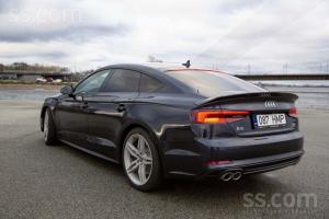 Blue Audi A5 2018 in Riga, with an engine capacity of 3.00 L and mileage of 147 thousand km for 25999 €, photo 10 on AUTOMOTO.COM.LV