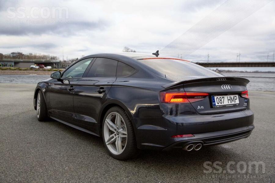 Blue Audi A5 2018 in Riga, with an engine capacity of 3.00 L and mileage of 147 thousand km for 25999 €, photo 10 on AUTOMOTO.COM.LV