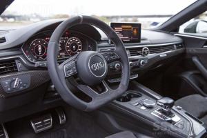 Blue Audi A5 2018 in Riga, with an engine capacity of 3.00 L and mileage of 147 thousand km for 25999 €, photo 11 on AUTOMOTO.COM.LV