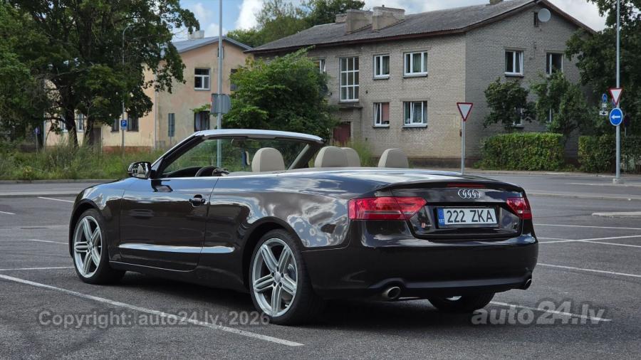Brūns Audi A5 2009 Tallina, ar dzinēja tilpumu 3.00 L un nobraukumu 282 tūkst. km par 8990 €, foto 3 vietnē AUTOMOTO.COM.LV