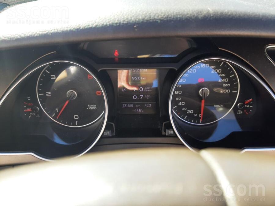 Brown Audi A5 2012 in Ventspils, with an engine capacity of 2.00 L and mileage of 222 thousand km for 10700 €, photo 6 on AUTOMOTO.COM.LV
