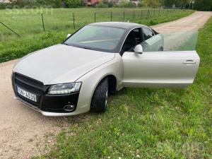 Brown Audi A5 2008 in Riga, with an engine capacity of 3.20 L and mileage of 170 thousand km for 5000 €, photo 3 on AUTOMOTO.COM.LV