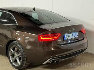 Brūns Audi A5 2010 Jūrmala, ar dzinēja tilpumu 2.00 L un nobraukumu 118 tūkst. km par 9750 €, foto 8 vietnē AUTOMOTO.COM.LV