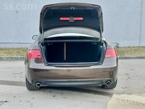 Brown Audi A5 2012 in Jelgava, with an engine capacity of 3.00 L and mileage of 0 thousand km for 9750 €, photo 9 on AUTOMOTO.COM.LV