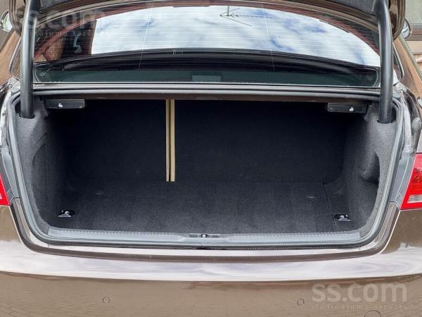 Brown Audi A5 2012 in Jelgava, with an engine capacity of 3.00 L and mileage of 0 thousand km for 9500 €, photo 9 on AUTOMOTO.COM.LV
