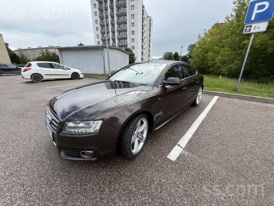 Brown Audi A5 2011 in Daugavpils, with an engine capacity of 2.70 L and mileage of 256 thousand km for 8700 €, photo 4 on AUTOMOTO.COM.LV