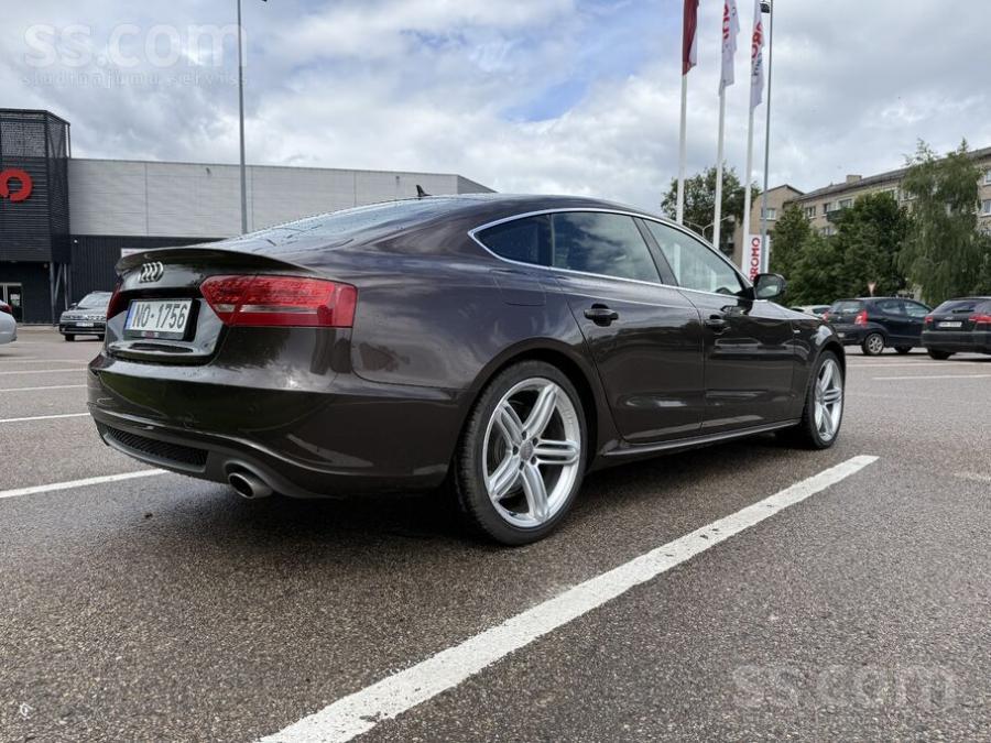 Brown Audi A5 2011 in Daugavpils, with an engine capacity of 2.70 L and mileage of 256 thousand km for 8700 €, photo 8 on AUTOMOTO.COM.LV
