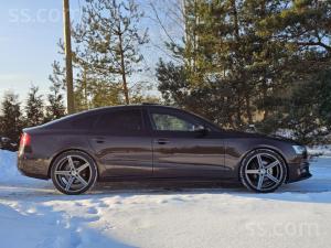 Brown Audi A5 2012 in Riga, with an engine capacity of 3.00 L and mileage of 276 thousand km for 12999 €, photo 16 on AUTOMOTO.COM.LV